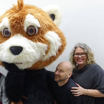 MASKOT | RED RACCOON