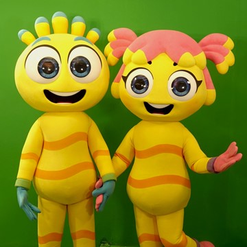 MASKOT | YELLOW SIBLINGS